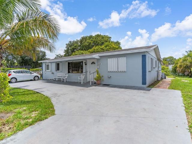 Luxury Villa for sale in Miami Gardens, Florida