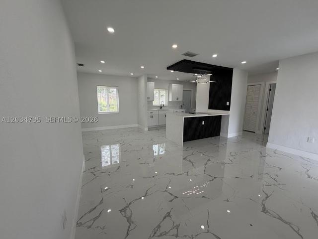 Luxury Villa for sale in Miami Gardens, Florida
