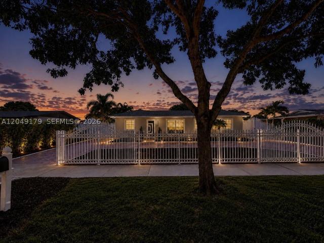 Luxury Villa for sale in Miami Gardens, Florida