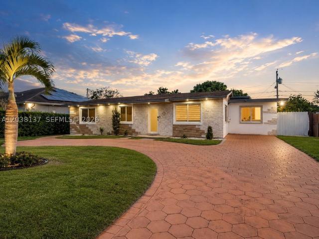 Luxury Villa for sale in Miami Gardens, Florida