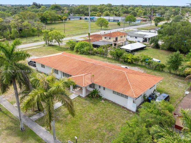 Luxury Villa for sale in Miami Gardens, Florida