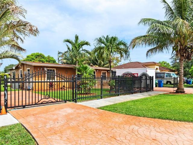 Luxury Villa for sale in Miami Gardens, Florida