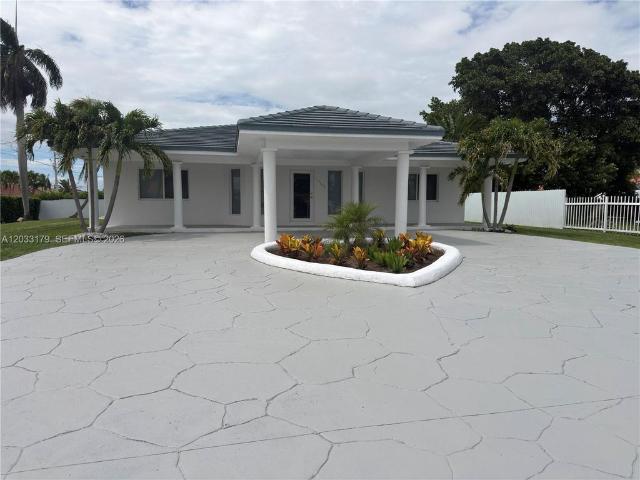 Luxury Villa for sale in Miami, Florida