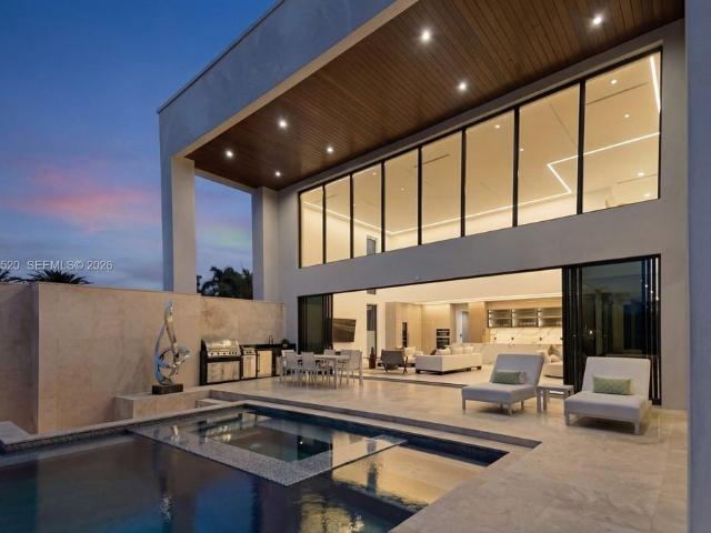 Luxury Villa for sale in Miami, Florida