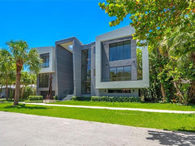 Luxury Villa for sale in Miami, Florida