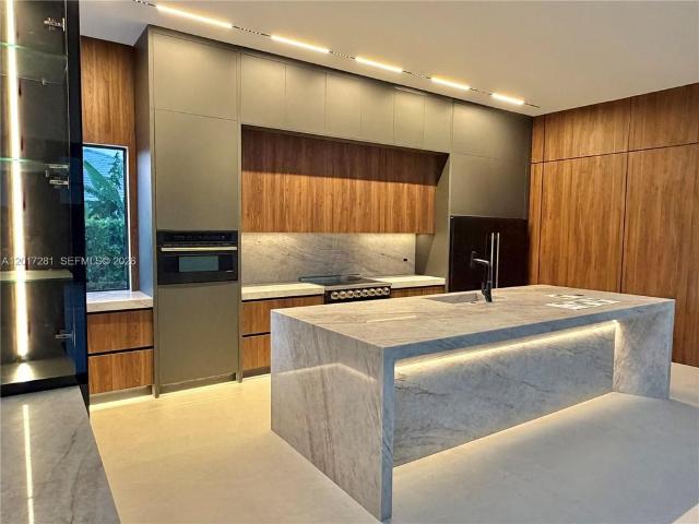 Luxury Villa for sale in Miami, Florida