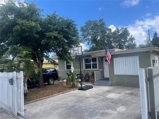 Luxury Villa for sale in Miami Heights Trailer Park, Florida