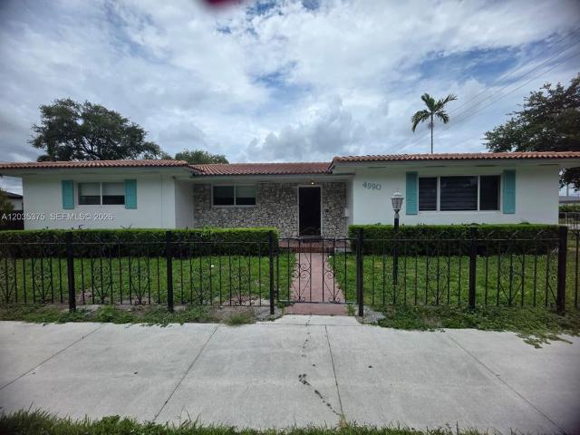 Luxury Villa for sale in Miami Heights Trailer Park, Florida