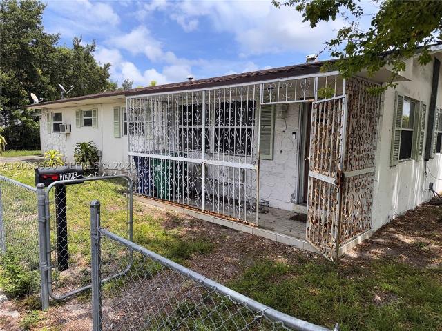 Luxury Villa for sale in Miami Heights Trailer Park, Florida