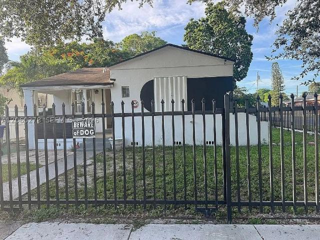 Luxury Villa for sale in Miami Heights Trailer Park, United States