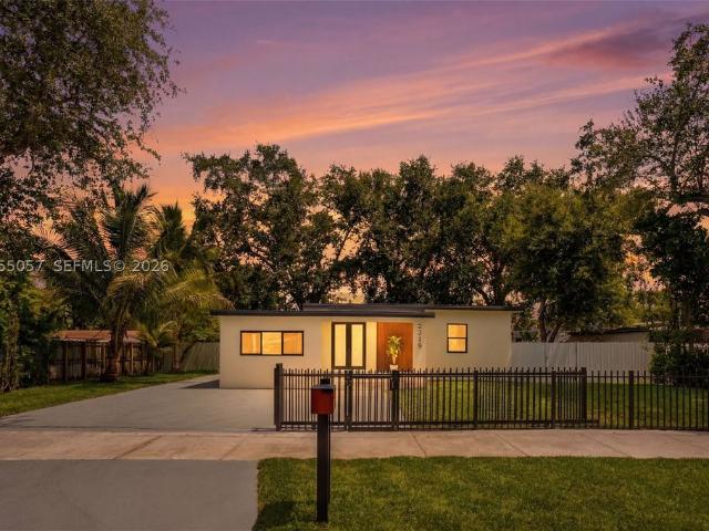 Luxury Villa for sale in Miami Heights Trailer Park, United States