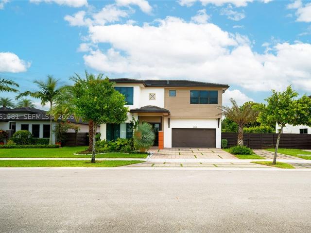 Luxury Villa for sale in Miami Lakes, Florida