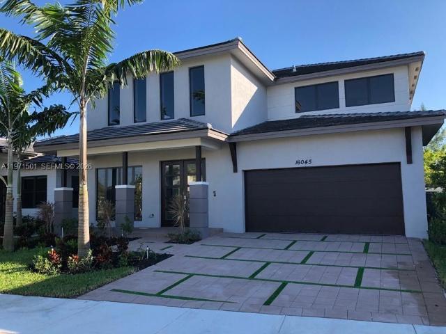 Luxury Villa for sale in Miami Lakes, Florida