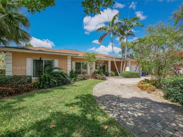 Luxury Villa for sale in Miami Springs, United States