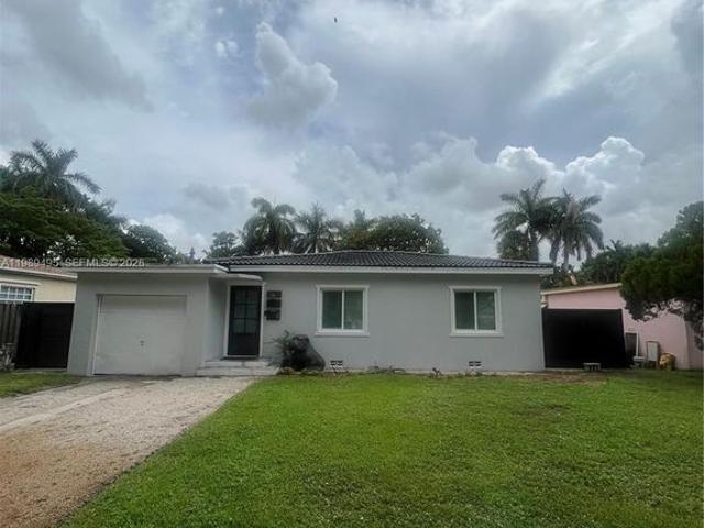 Luxury Villa for sale in Miami Springs, Florida