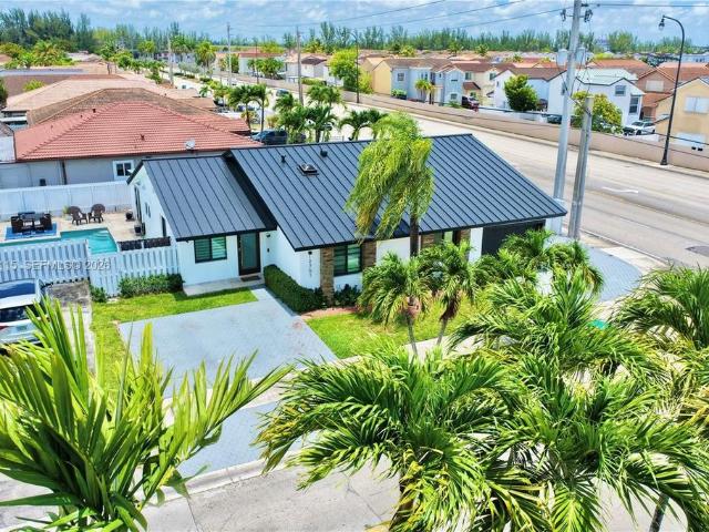Luxury Villa for sale in Miami Terrace Mobile Home, United States