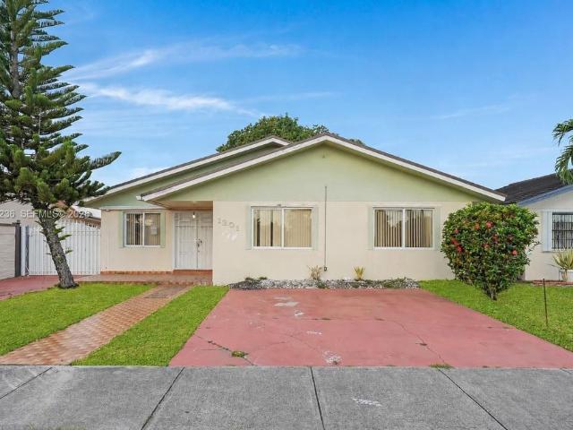 Luxury Villa for sale in Miami Terrace Mobile Home, Florida