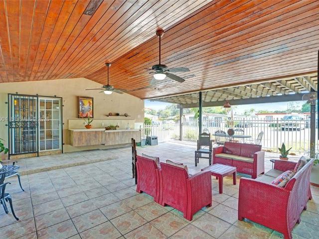Luxury Villa for sale in Miami, United States