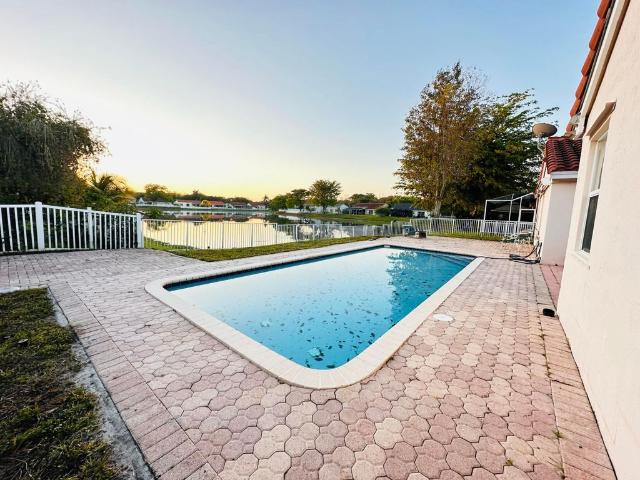 Luxury Villa for sale in Miramar, United States