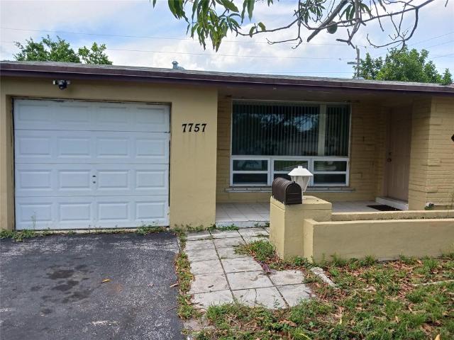 Luxury Villa for sale in Miramar, Florida