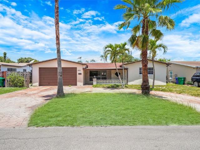 Luxury Villa for sale in Miramar, Florida