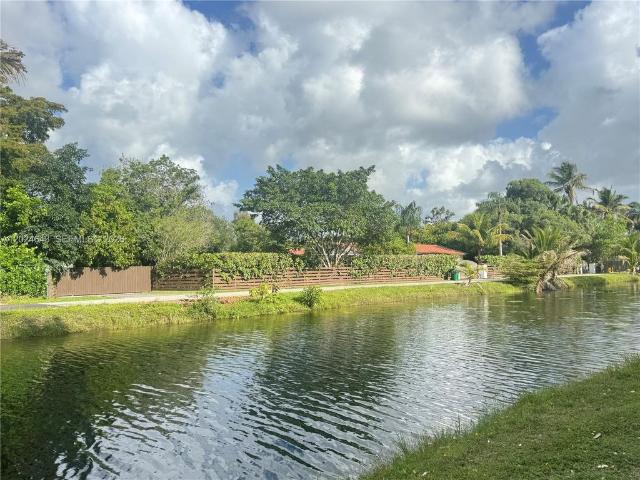 Luxury Villa for sale in Miramar, Florida