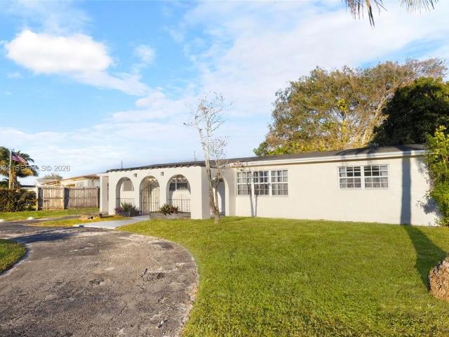 Luxury Villa for sale in Miramar, Florida