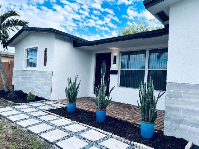 Luxury Villa for sale in North Lauderdale, Florida