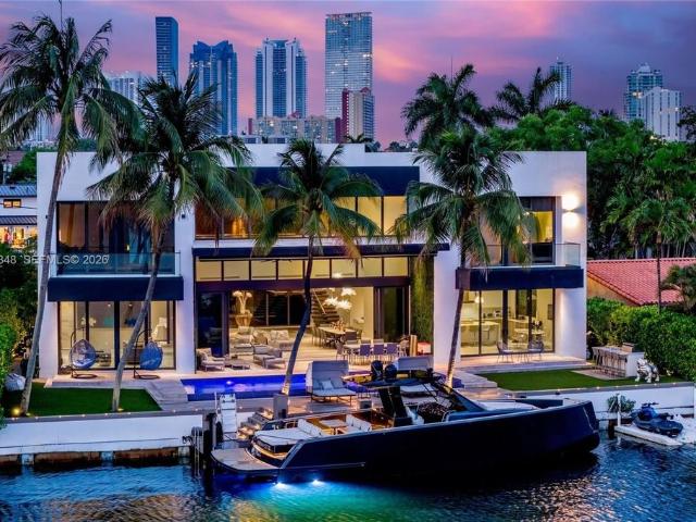 Luxury Villa for sale in North Miami Beach, Florida