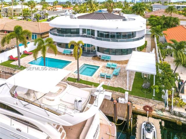 Luxury Villa for sale in North Miami Beach, Florida
