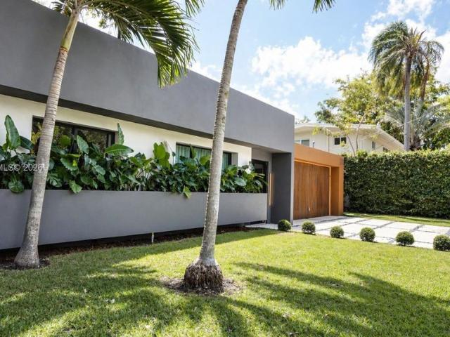 Luxury Villa for sale in North Miami Beach, Florida