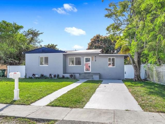 Luxury Villa for sale in North Miami, Florida