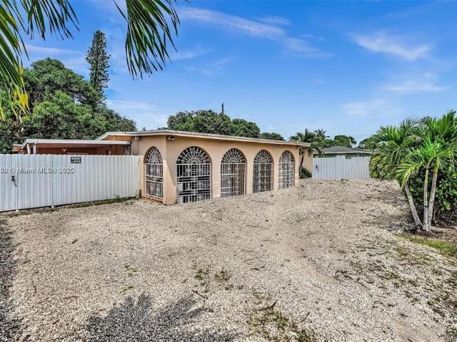 Luxury Villa for sale in North Miami, Florida