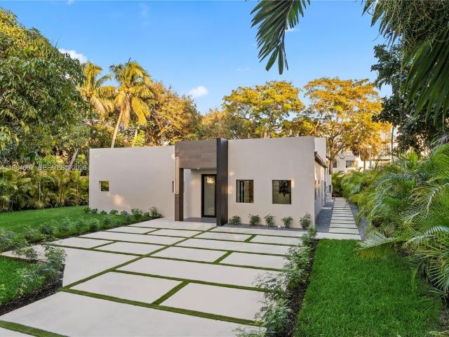 Luxury Villa for sale in North Miami, Florida