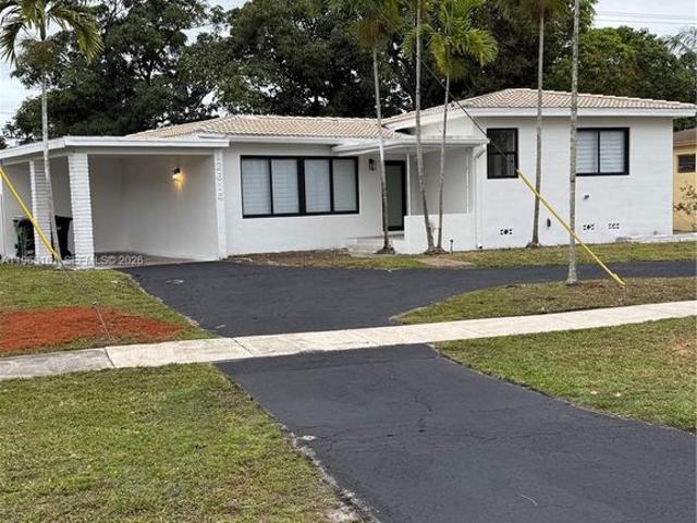 Luxury Villa for sale in North Miami, Florida