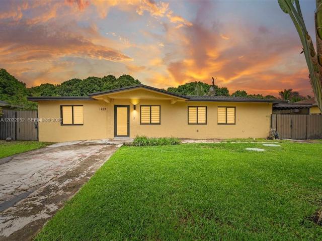 Luxury Villa for sale in North Miami, Florida