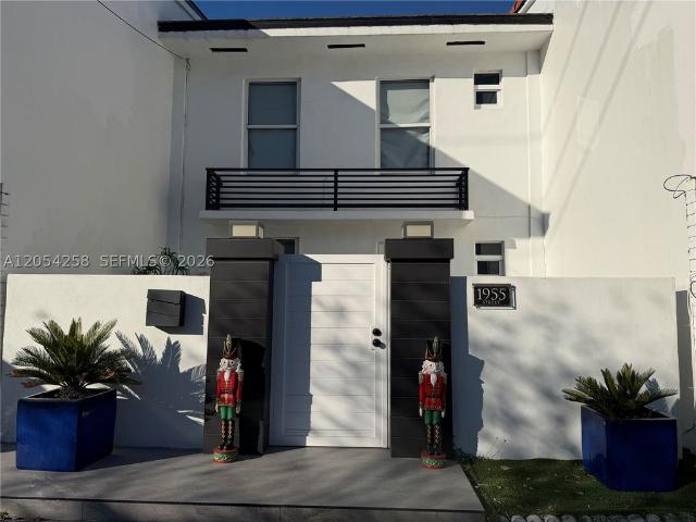 Luxury Villa for sale in North Miami, Florida