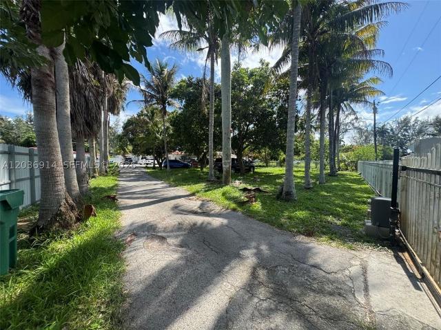 Luxury Villa for sale in North Miami, Florida