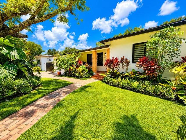 Luxury Villa for sale in North Miami, Florida