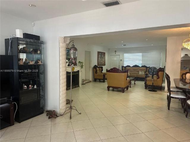 Luxury Villa for sale in North Miami, United States