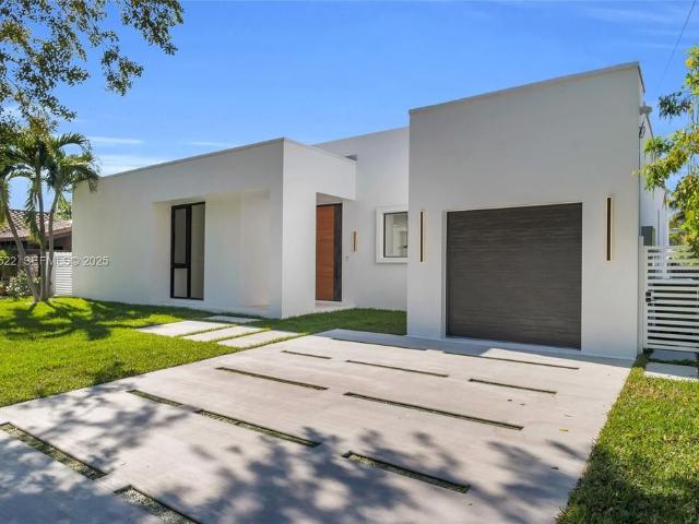 Luxury Villa for sale in North Miami, Florida