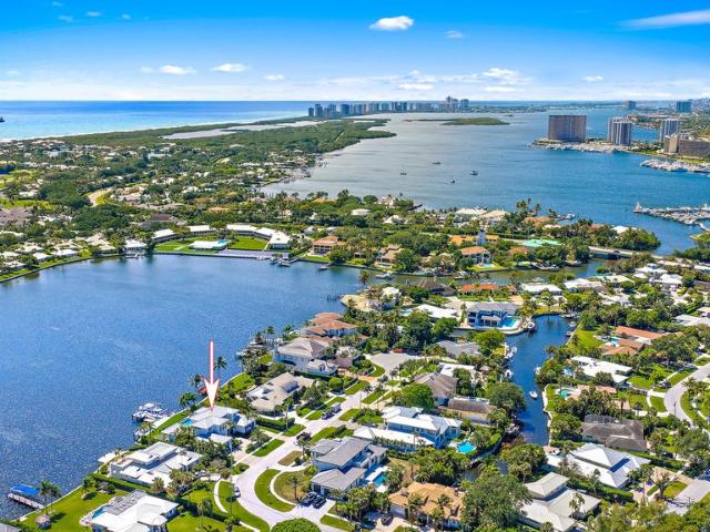 Luxury Villa for sale in North Palm Beach, United States