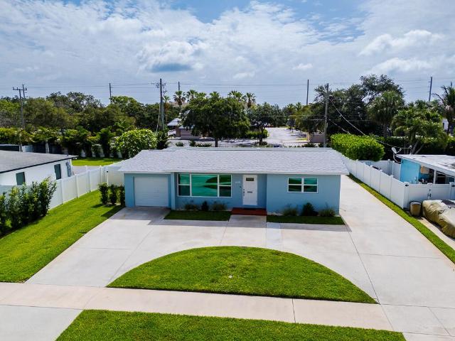 2 bedroom luxury Villa for sale in North Palm Beach, Florida