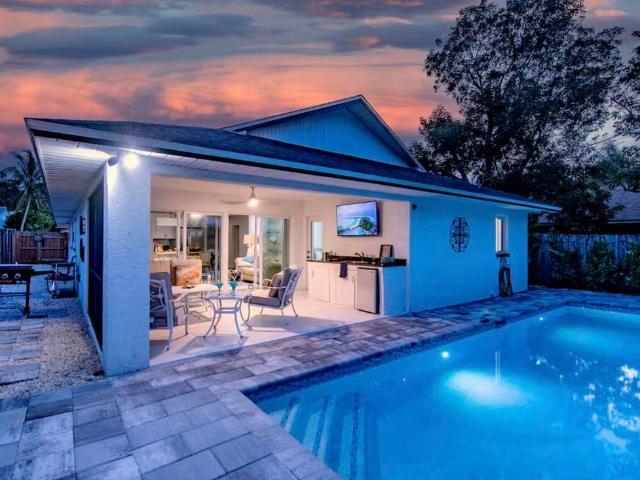 4 bedroom luxury Villa for sale in Naples, United States