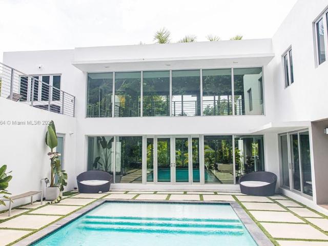 Luxury Villa for sale in South Miami, Florida