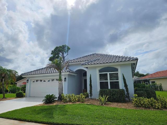 Luxury Villa for sale in Stuart, Florida