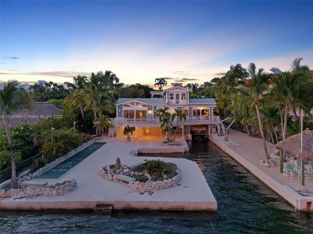 Luxury Villa for sale in Summerland Key, Florida