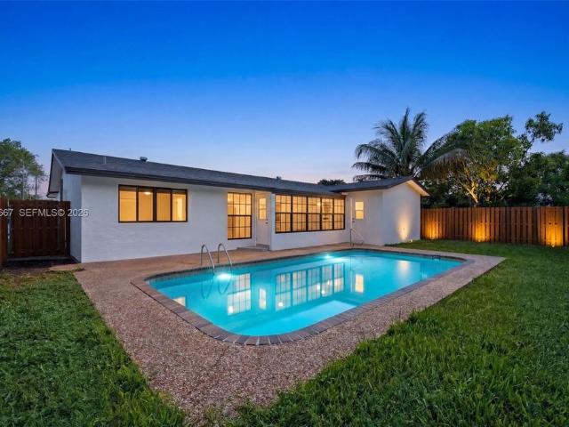 Luxury Villa for sale in Sunrise, Florida