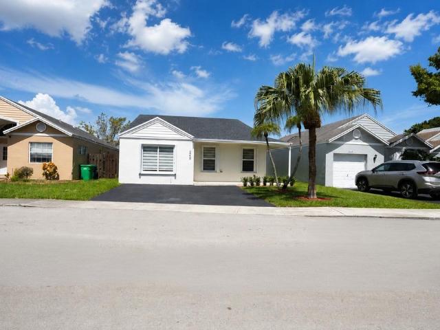 Luxury Villa for sale in Sunrise, Florida