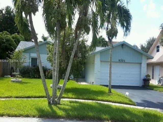 Luxury Villa for sale in Sunrise, Florida